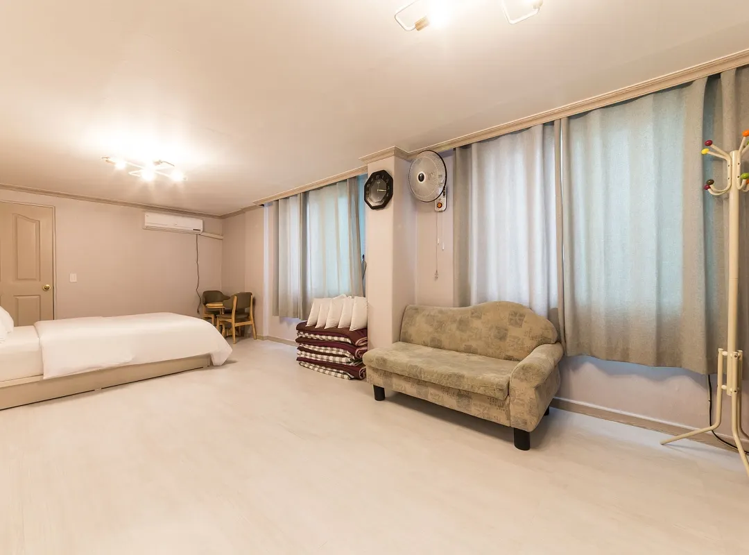 Chuncheon Grand - Yeoju-si