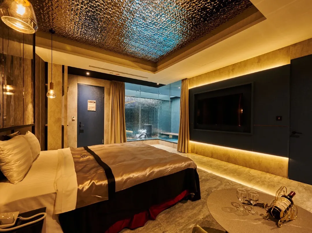 In Night Motel - Taichung City