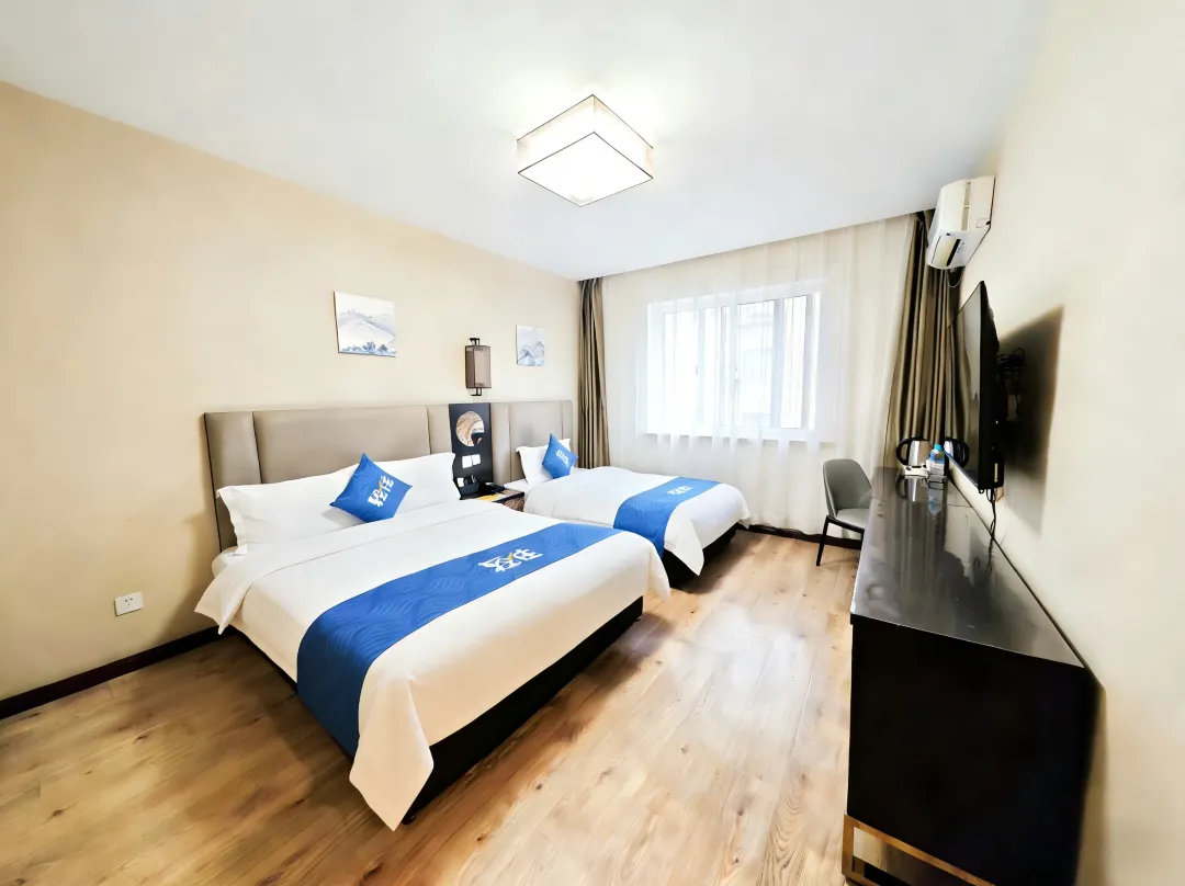 Zhong Yuan Hotel - Dalian