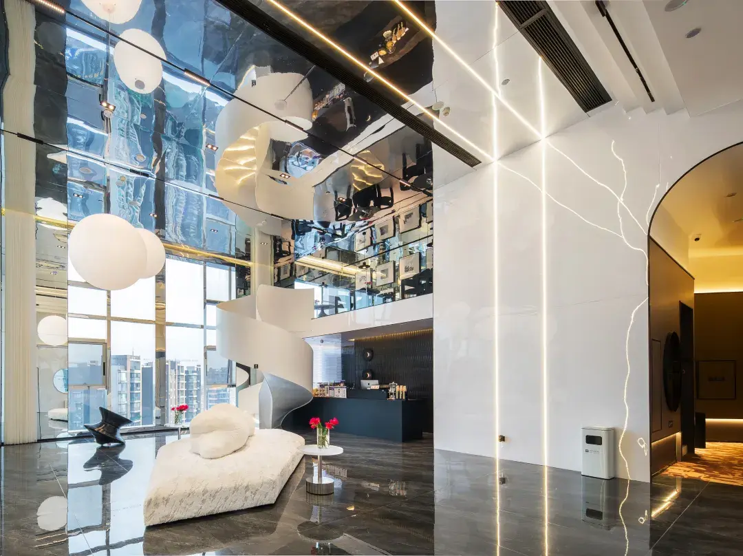 Hanée Huanli High-rise Hotel - Leshan