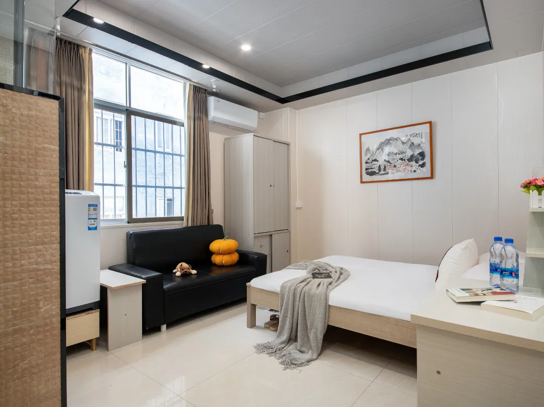 Nature House Art Apartment - Dongguan