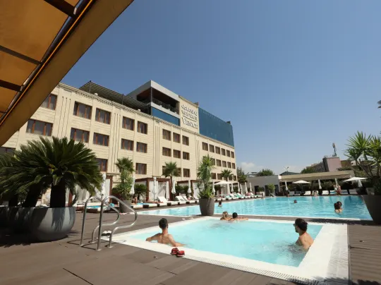 Venice Hotel Complex - Jerewan