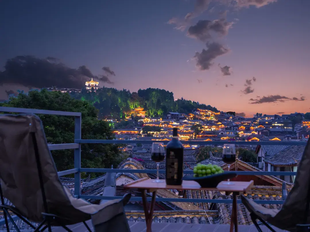 Zhuxieting Light Luxury Holiday Inn - Lijiang