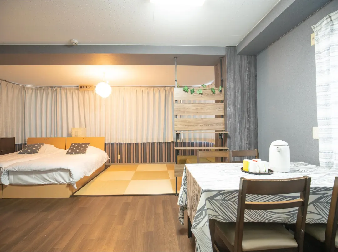 Yiyihouse Shinsaibashi - Osaka