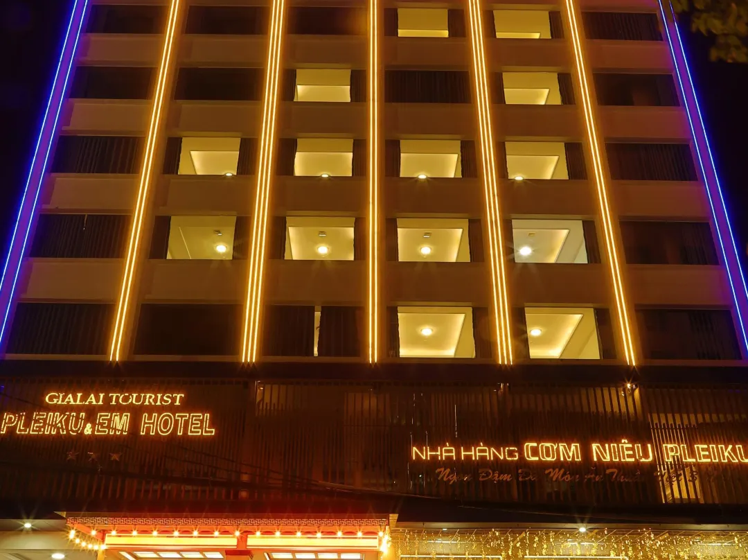 Pleiku & Em Hotel By Gia Lai Tourist - Tỉnh Gia Lai