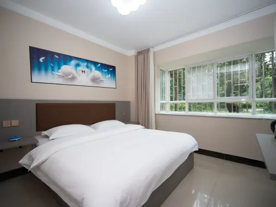 Yunqi Hotel - Kunming