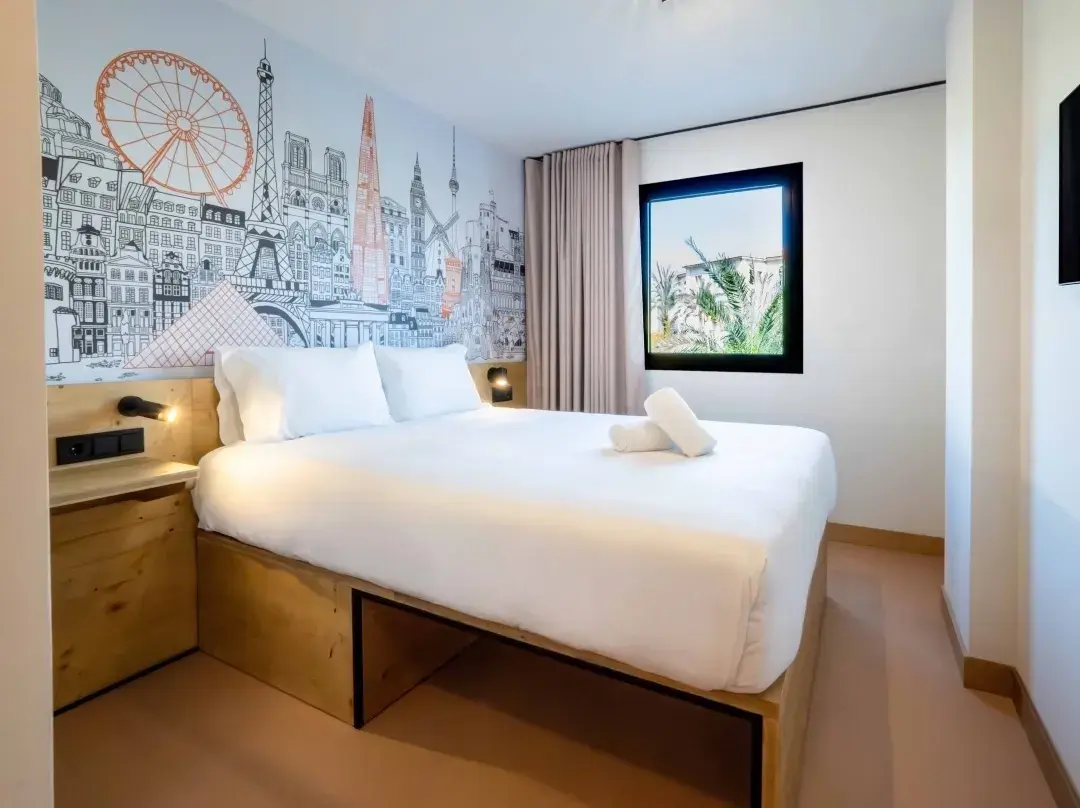 Easyhotel Alicante Centro - Alicante