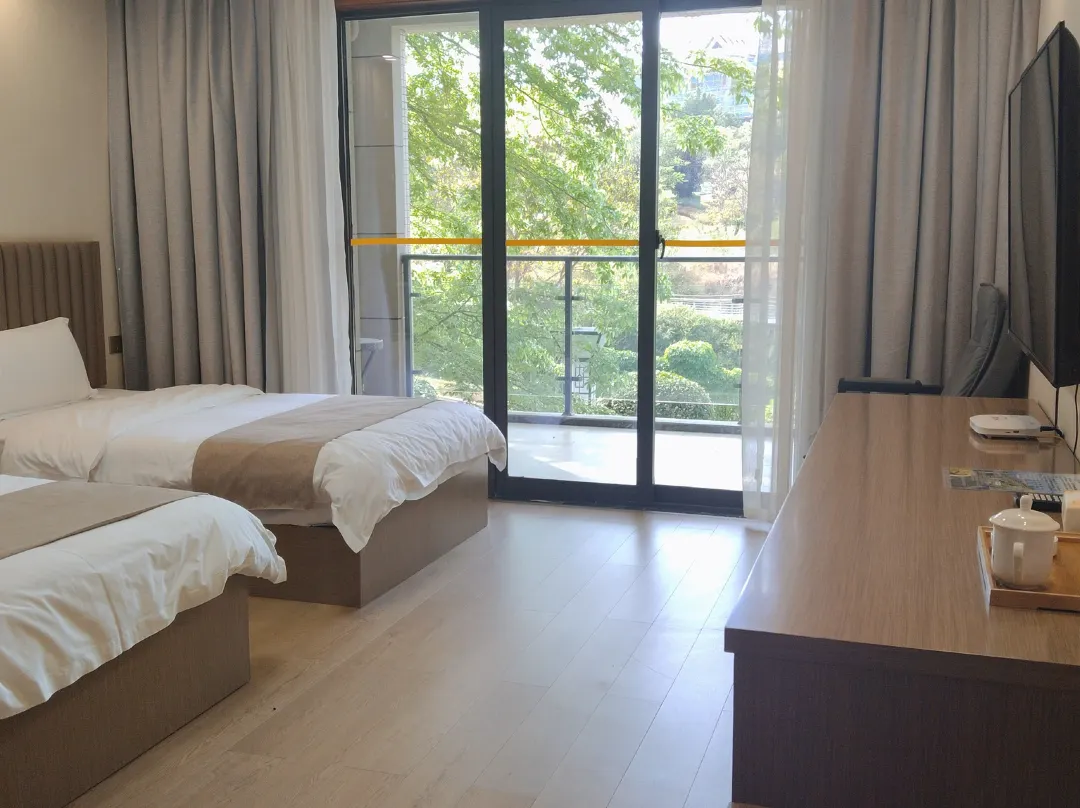 Taiyang Lake Reception Center - Panzhihua