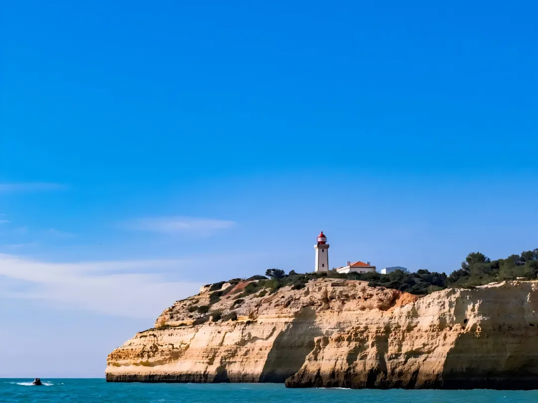 Jun Yue Vi Lagos Hotel(royal Hospital,landmark Centre) - Lagos