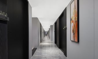 Chongqing ShangQi·NOOK Hotel (Guanyinqiao Pedestrian Street)(重庆尚栖·NOOK ...