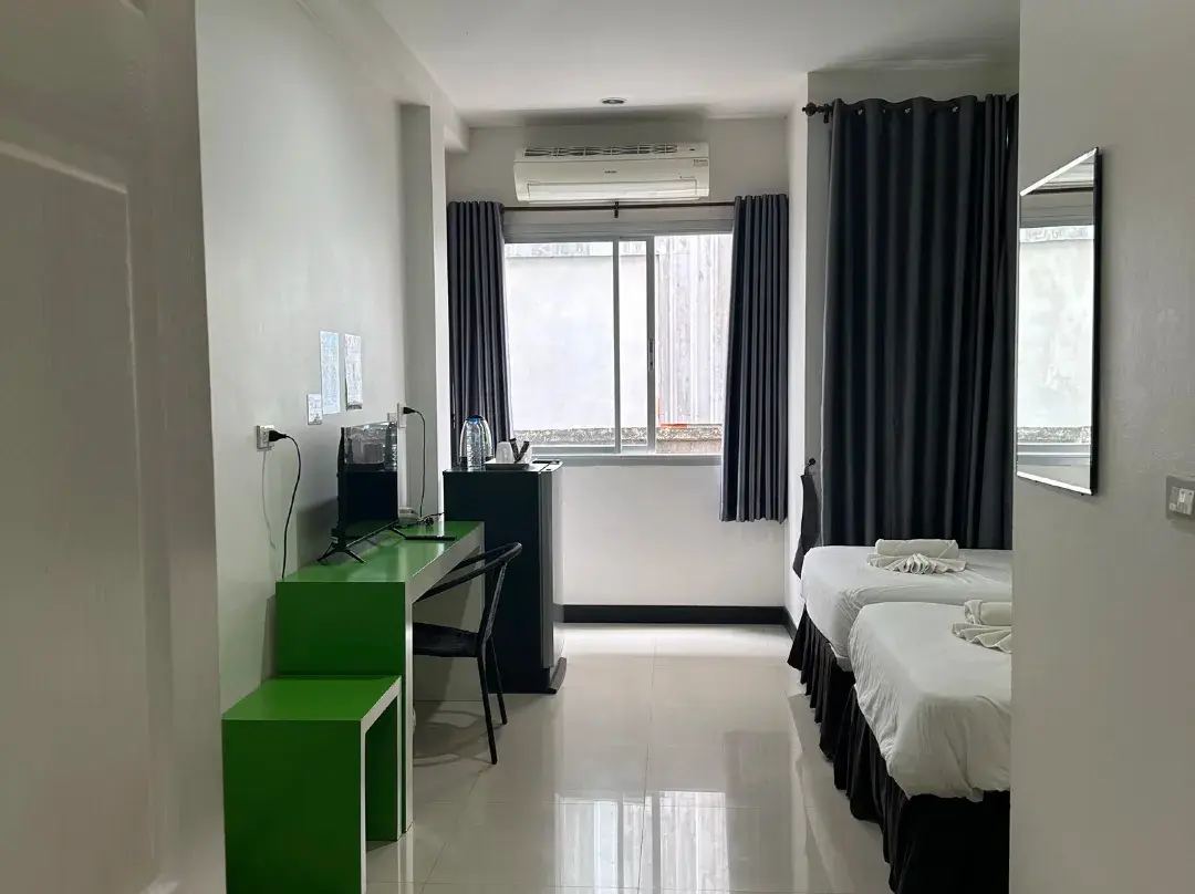 Big Elephant Hotel - Roi Et