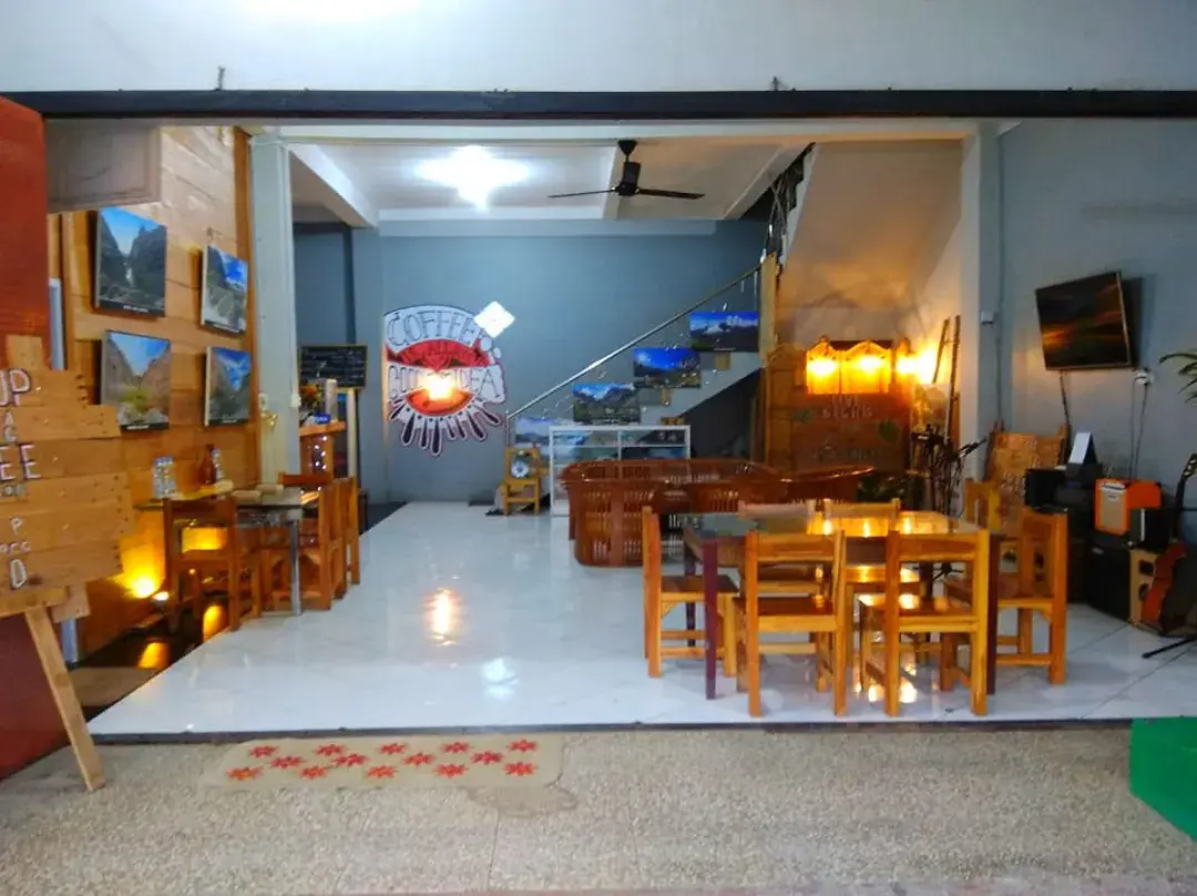 The Carstensz Homestay - Makassar