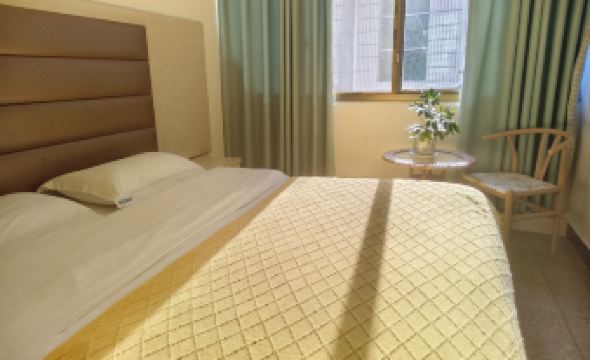 港湾ビジネスホテル 安順（安順学院南馬広場）(安顺港湾商务宾馆（安顺学院南马广场店）)の宿泊予約・料金プラン一覧 - 安順 | Trip.com