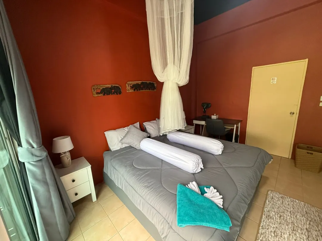 Alura Guesthouse - Phuket
