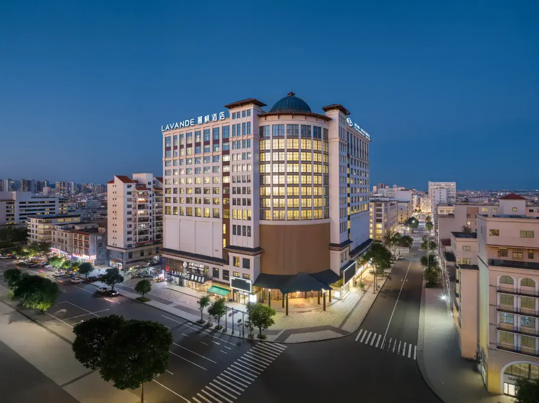 Lavande Hotel - Móng Cái