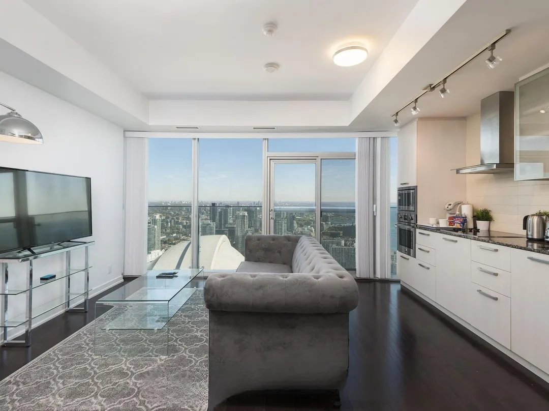 Rivetstays - The York - Toronto