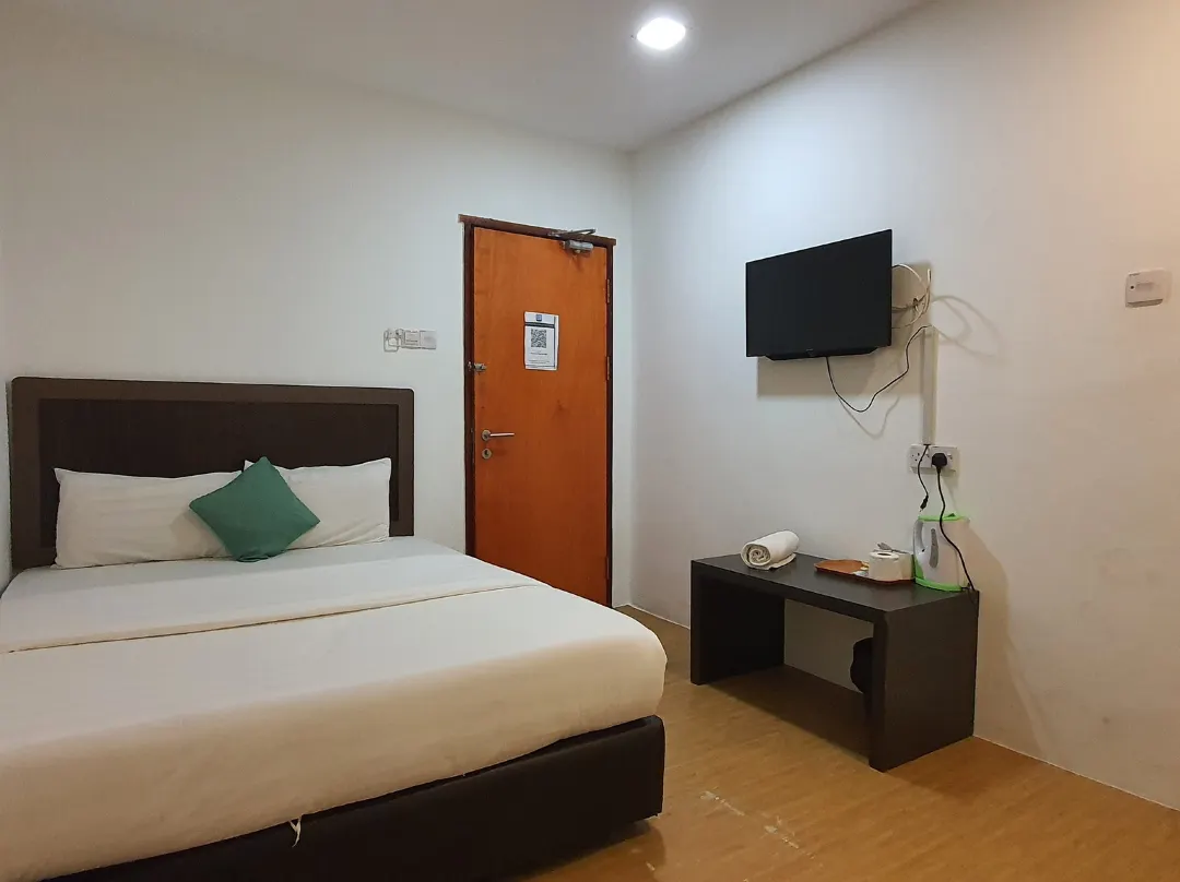 Oyo 91053 Signature Inn Miri - Miri