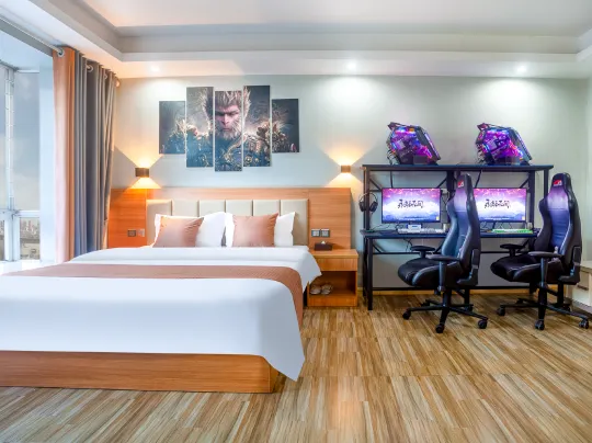 Qishi E-sports Hotel - Deyang