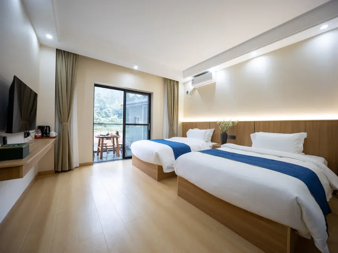 Hotels In Shanghai - Leshan