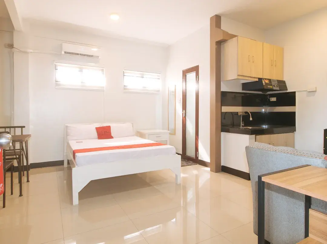 Reddoorz At Mgp Apartelle Near Espana - Metro Manila