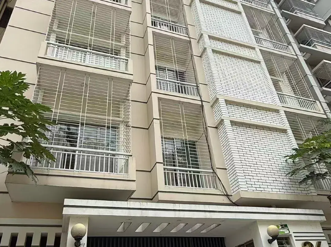 Dhaka Today Holiday Inn - Dhaka