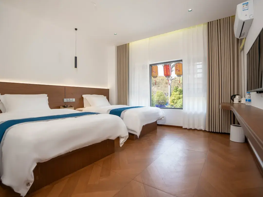 Kangyue Resort Hotel - Bijie