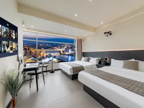 Today High-rise River View Homestay - Chongqing
