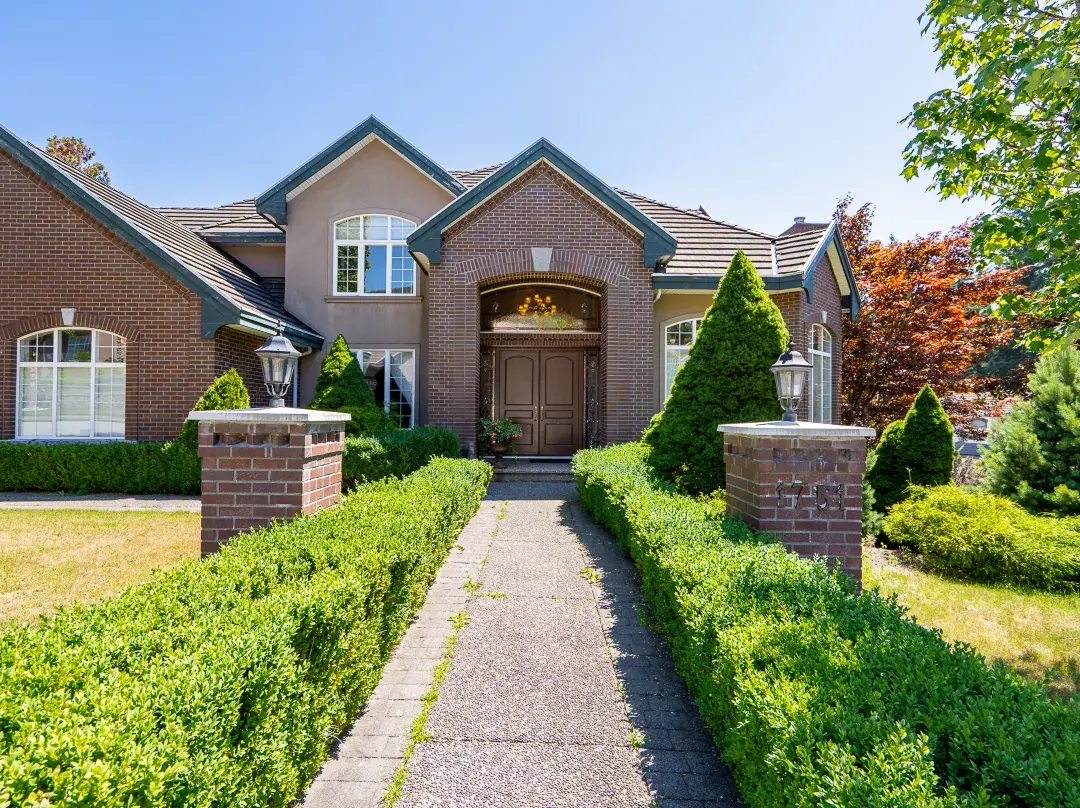 Vancouver Red House - Coquitlam