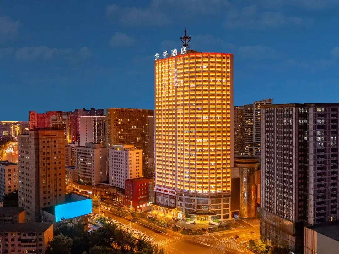 Shenyang Qingnian Street Financial Center - Shenyang