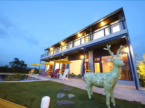 Designed Hostel - Follow Me - 난아오 향