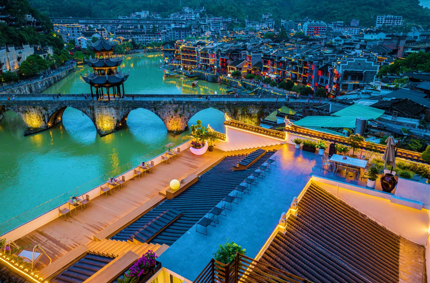 Gui Lai Xi Qi Riverside Boutique Hotel (Zhenyuan Ancient Town) Reviews ...
