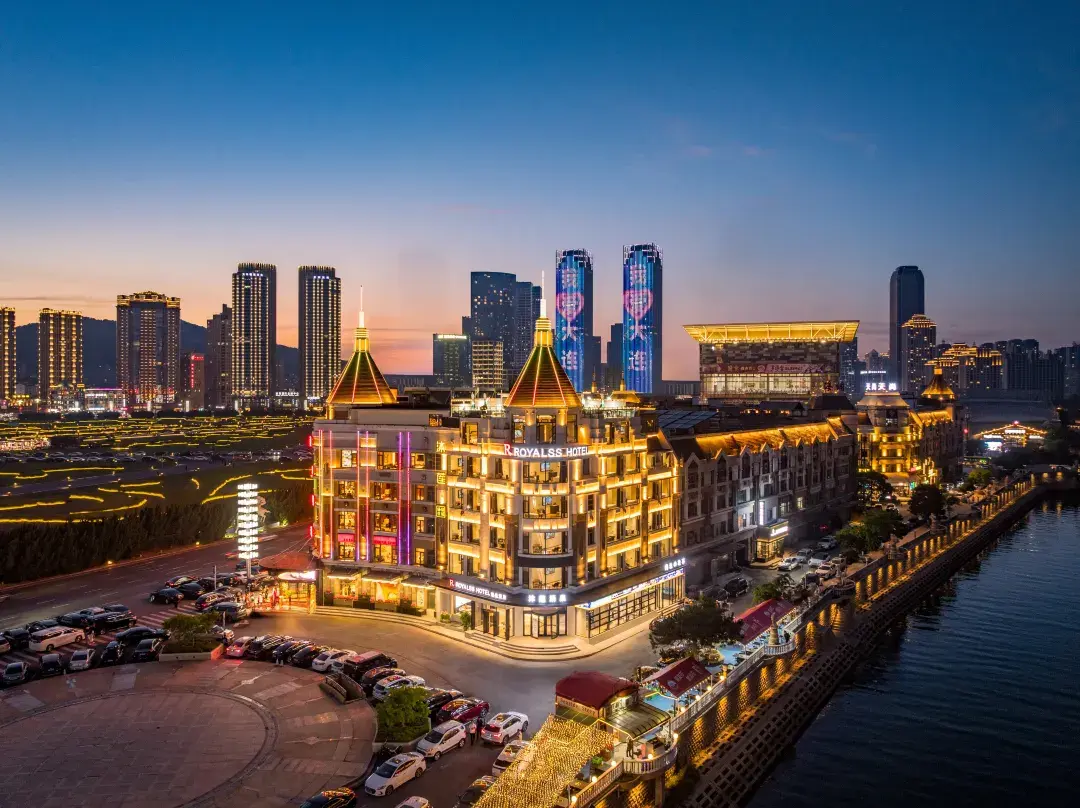 Mehood R Royalss Hotel Hot Spring Hotel - Dalian