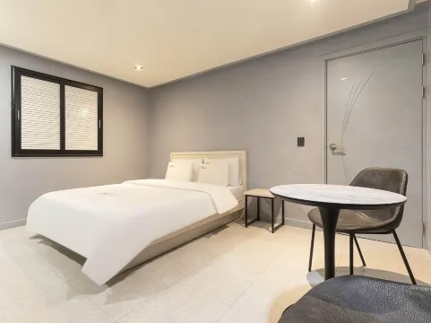 Chuncheon World Hotel - Chuncheon