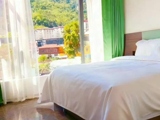 Motuo Yishui Lanting Hotel - Arunachal Pradesh