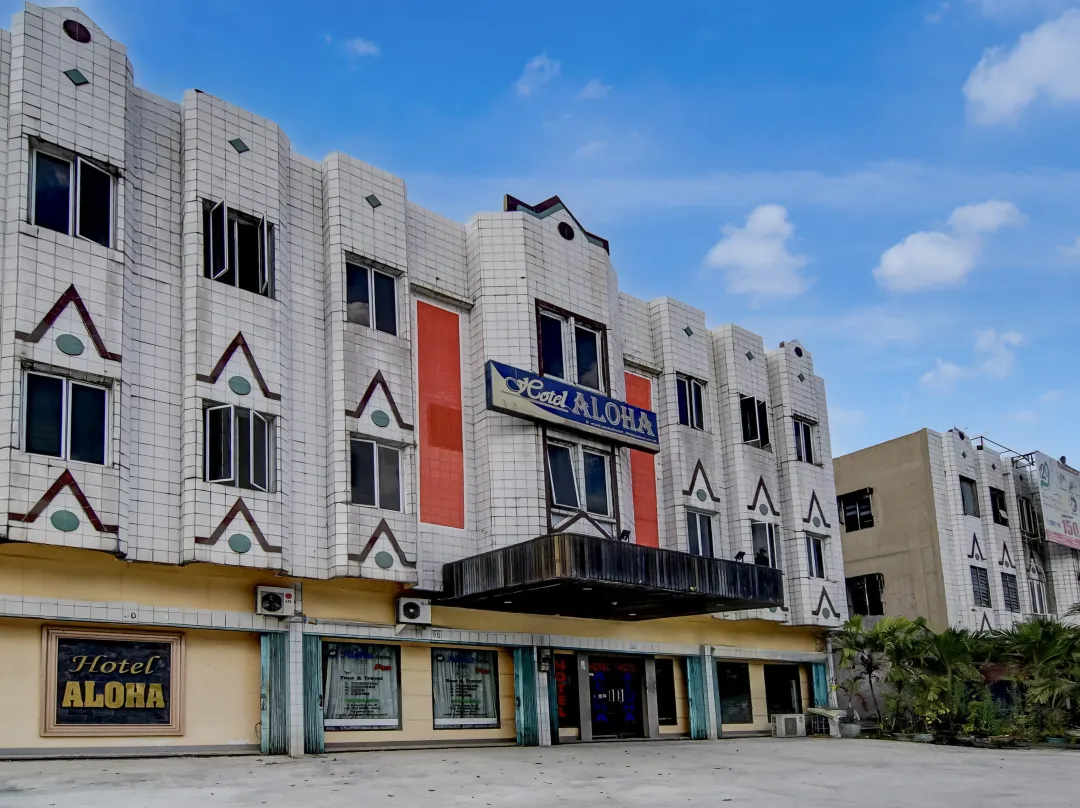 Hotel O Near Mall Ciputra Formerly Aloha Hotel - West Sumatra