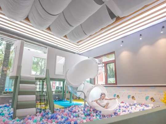 Xiaotang Bieyuan Art Hostel - Sanya