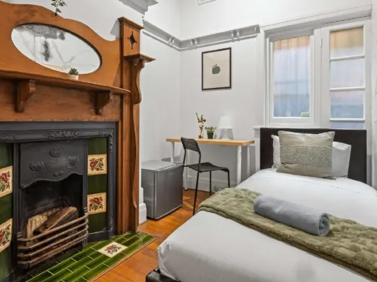 Kensington Room - Central & Affordable - Randwick