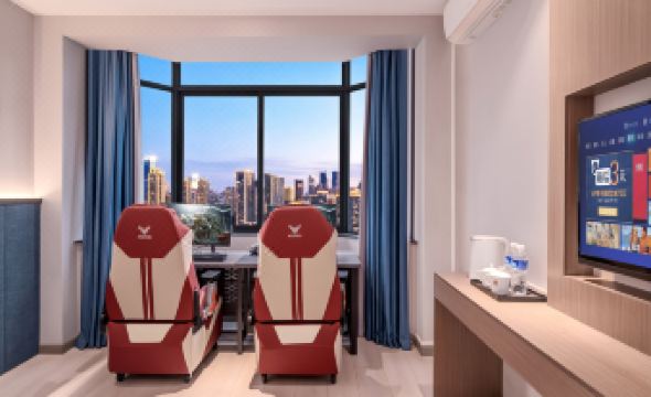 Nove·Nova E-sports Homestay (Chongqing Dadukou Pedestrian Street ...