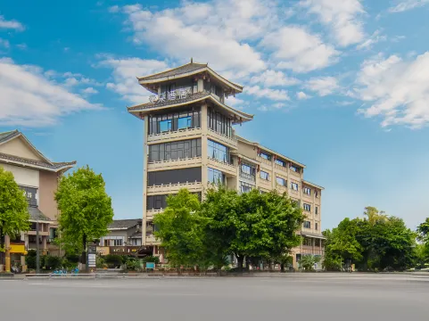 Atour Hotel Chengdu Jinniu Yipin Tianxia Metro Station - Chengdu