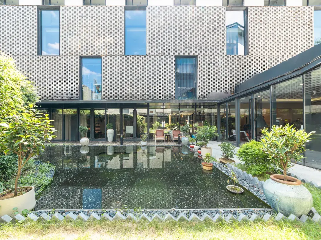 Jiang Nan Seclusive Life - Hangzhou