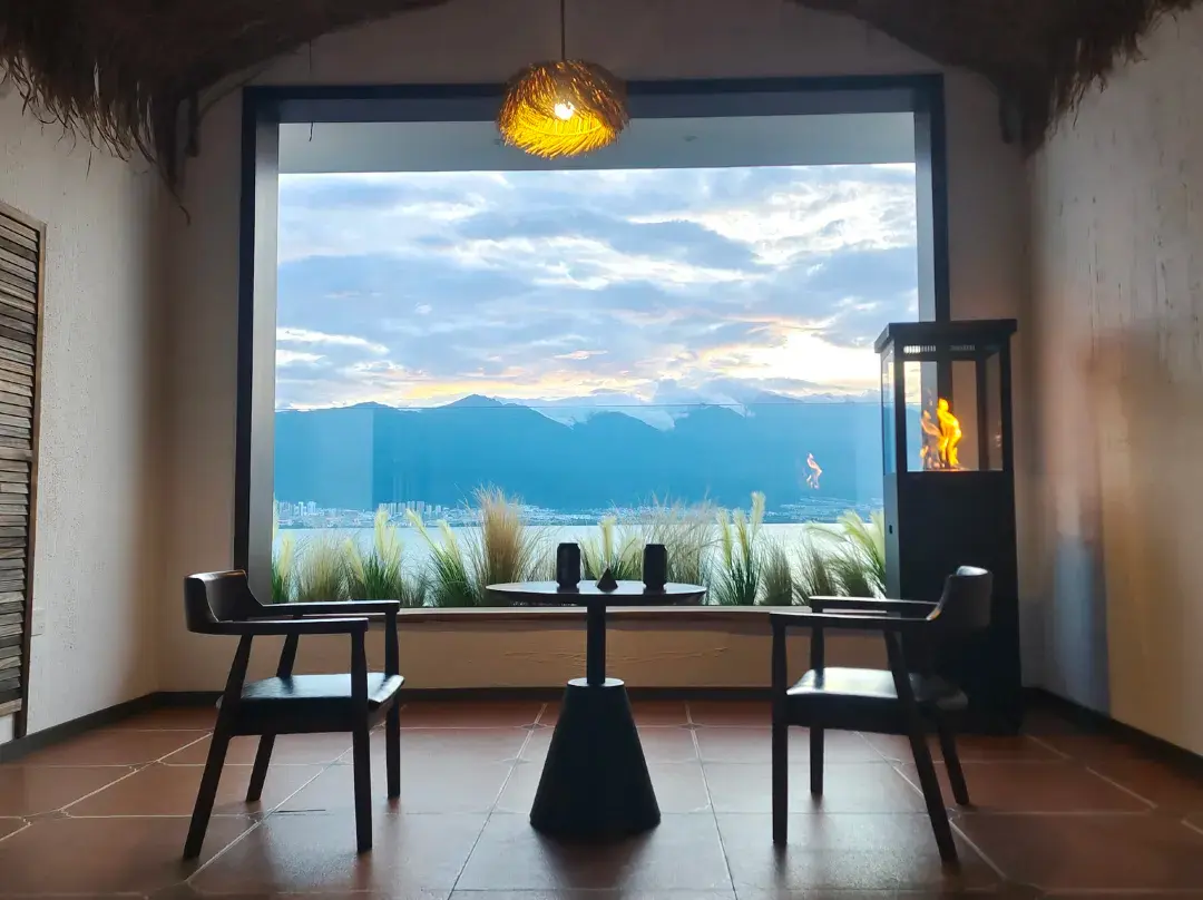 Dali One Night One Summer · Jiama Art Sea View Homestay - Dali