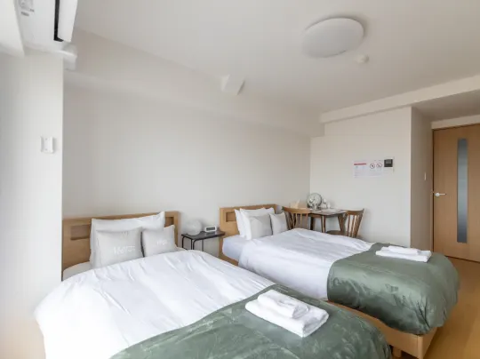 H2h Osaka Castle - Osaka, Japan