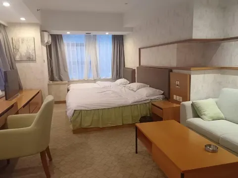 Hongdi Homestay - 大連市