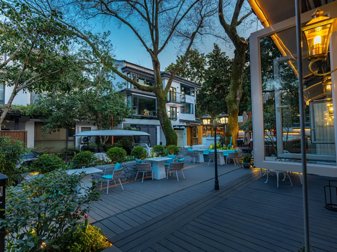 West Lake Roxanne - Hangzhou