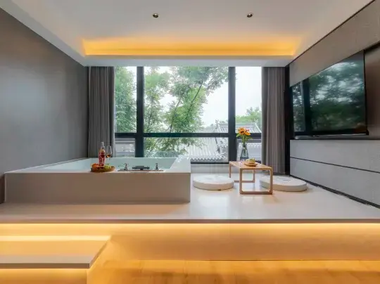 Huameishi Hot Spring Hotel (Xinzhou Ancient City Store - Xinzhou