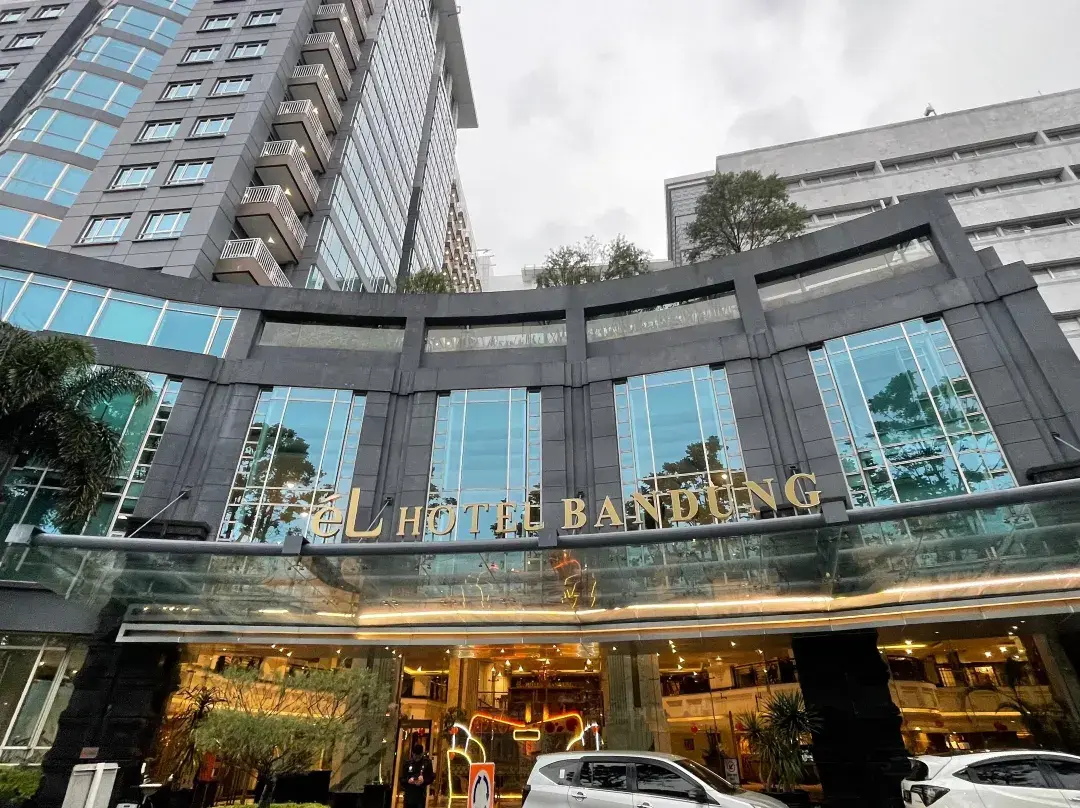 El Royale By Farizi Rooms - Bandung