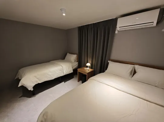 Unit D Hostel - Seoul