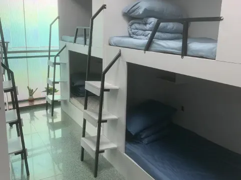 Huawen Youth Hotel - Canton / Guangzhou