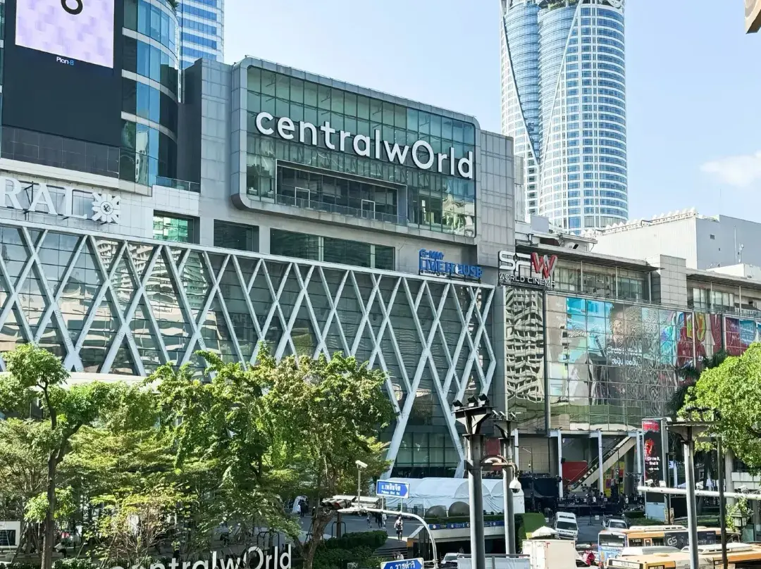 Momoyahouse - Bangkok
