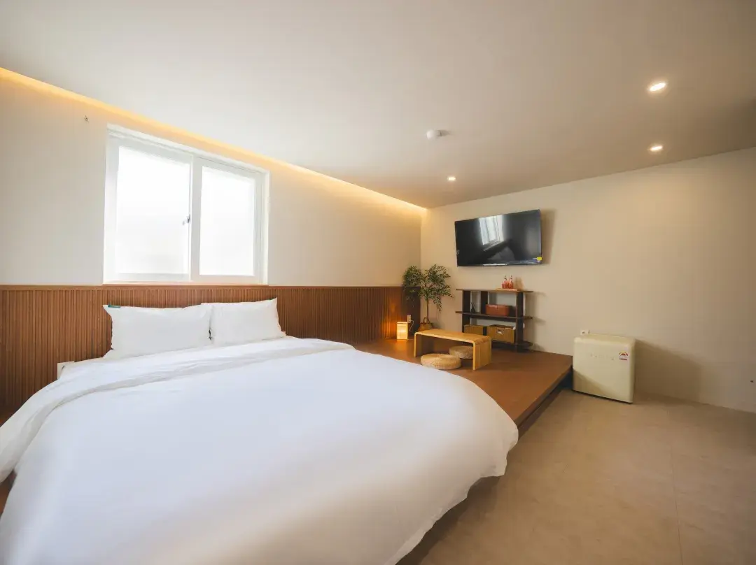 Dadam Hotel - 영화동